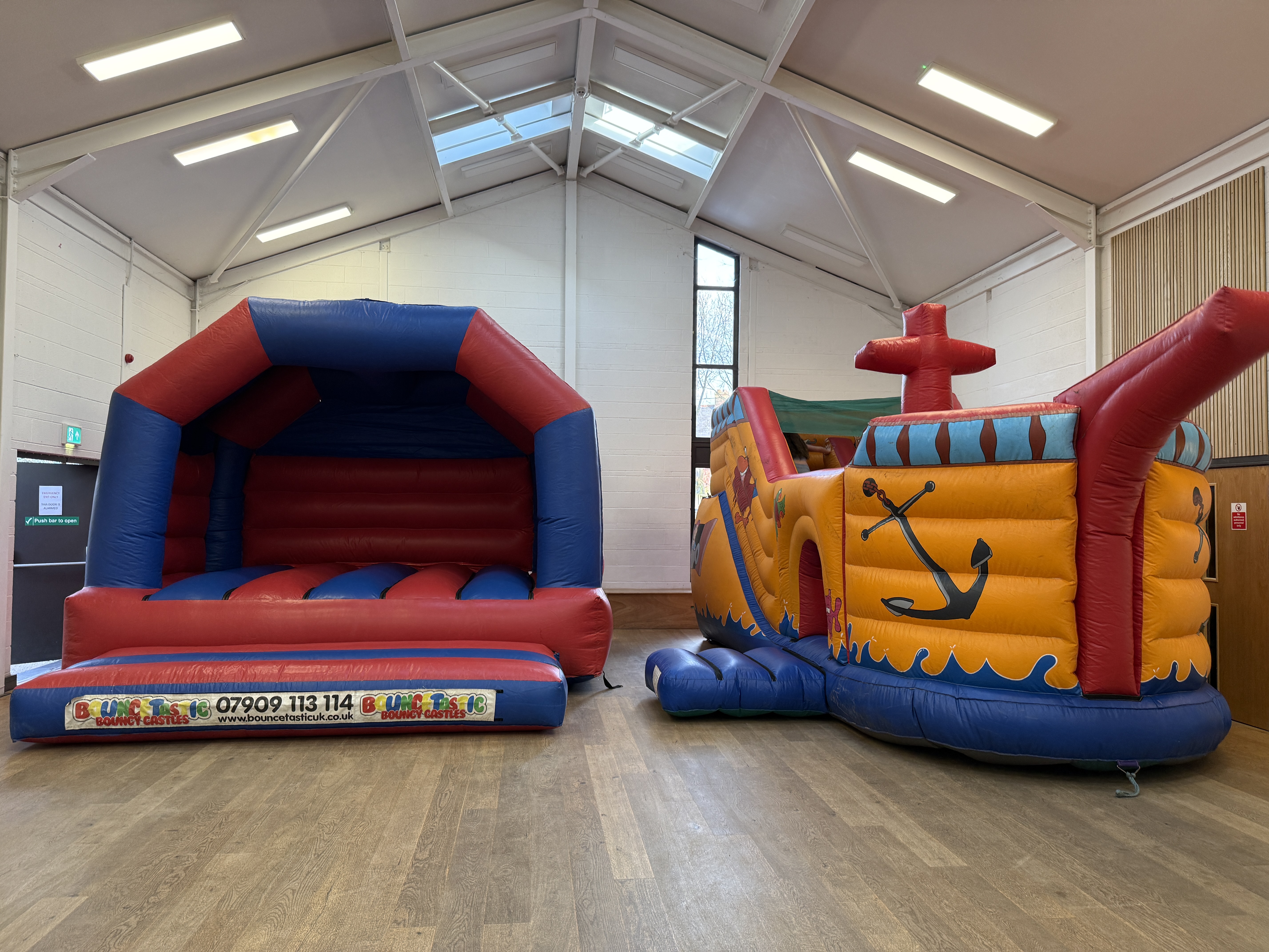 Bouncy Castles Liverpool | Indoor Venue & Obstacle Course Hire – Bounc
